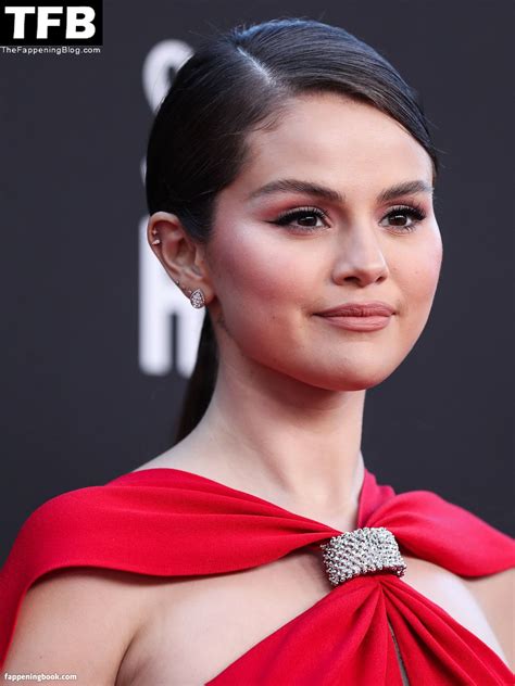Selena Gomez Nude The Fappening Photo 1547020 FappeningBook