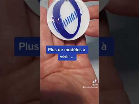 porte clé personnalisé cricut maker résine idée cadeau