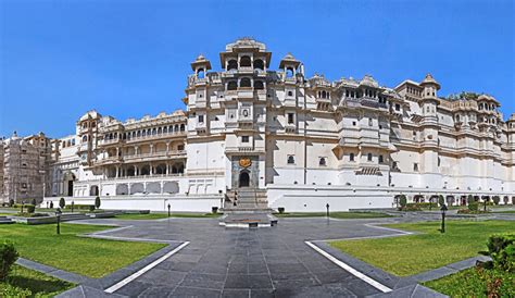 Best Things To Do In Udaipur Rajasthan Tour Taxi