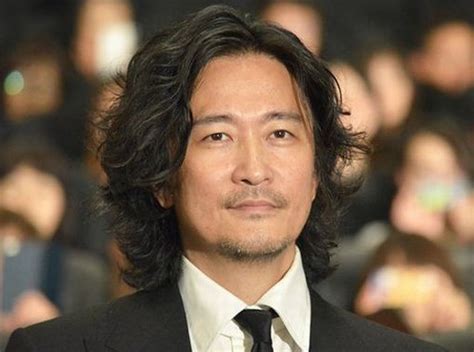 宇多田ヒカルの元旦那紀里谷和明は2024現在どうしてる海外の山奥で自給自足していた サブライ