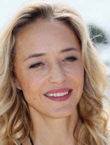 Tch Ky Karyo Sa Compagne Est Une Actrice Bien Connue De La S Rie