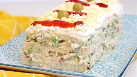 Pastel frío de atún con pan de molde Saltando la dieta