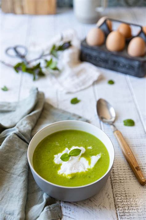 Velouté de petit pois à la menthe Recette de soupe facile