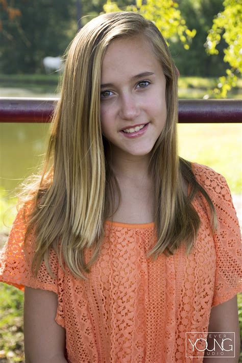 Courtney On The Farm Cute Girl Outfits Girl Outfits Model