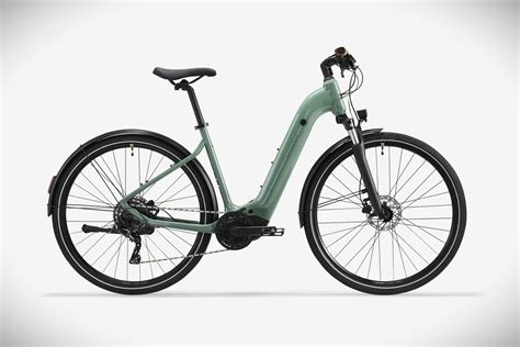 Décathlon dévoile son nouveau VTC Rockrider E Actv 500 un vélo