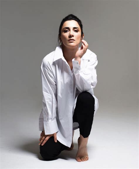 Boncuk Yilmaz Style Clothes Outfits And Fashion Celebmafia