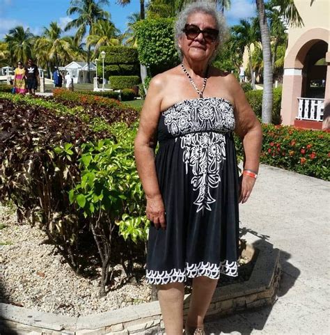 La BayuNcada CYAN On Twitter Mi Tia Raquel