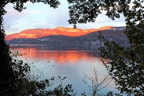 Top 8 des plus beaux villages autour du Lac du Bourget Chéri fais tes