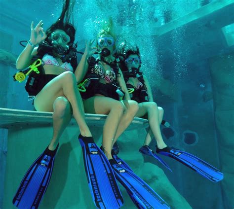 Scuba Diver Girls Scuba Girl Scuba Diving Pictures Surfing Waves