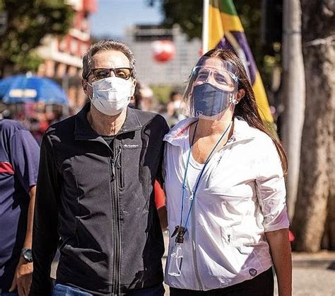 Ato Contra Bolsonaro No Rio De Janeiro Leva Mil Pessoas Pol Tica