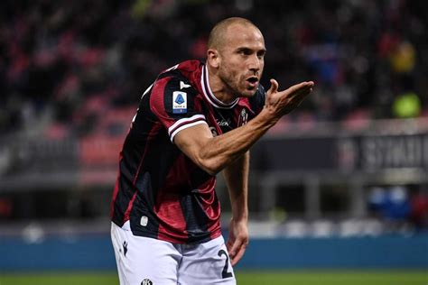 De Silvestri E Arnautovic A Segno Bologna Cagliari 2 0 GustoH24