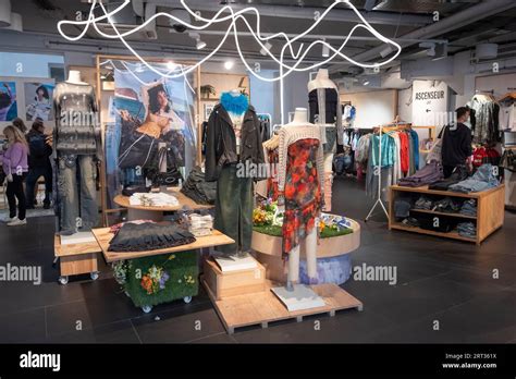 Urban Outfitters Shop On Rue De Rivoli In Paris Urban Outfitters Inc
