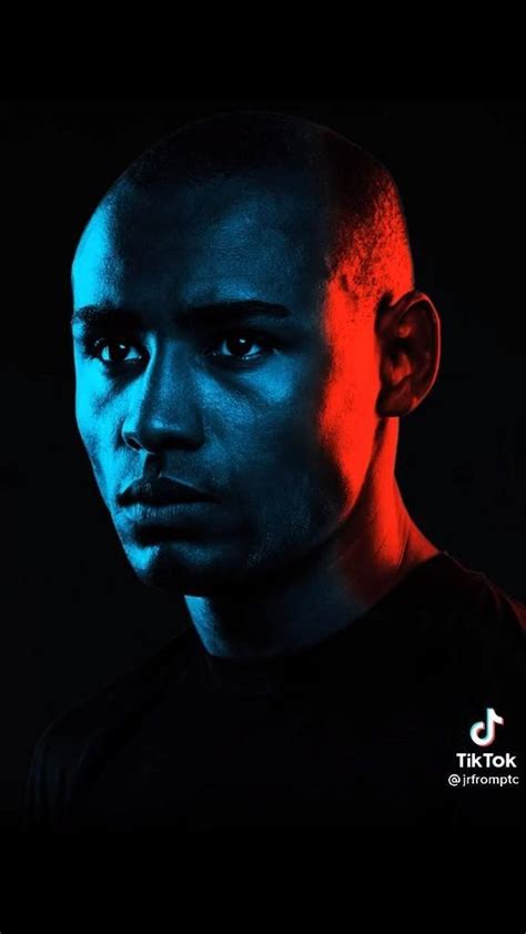 Boring To Awesome Portrait Dual Lighting Effect With Glowing Edges In