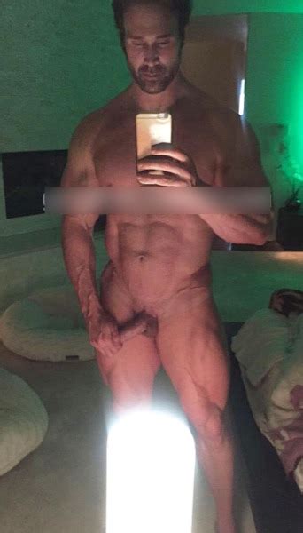 Male Celeb Skin Tumblr Tumbex