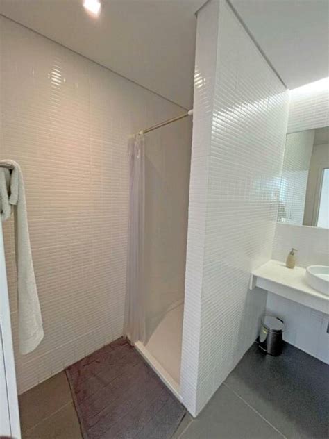 Apartamento T2 Mobiliado Varanda Piscina E Vista Para O Mar Para