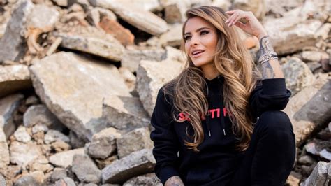 Sophia Thomalla Ganz Sch N Dreckig Model Posiert Fast Nackt F R Neuen