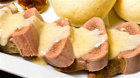 Jak Zrobi Mi Kkie I Delikatne Ozorki W Sosie Chrzanowym