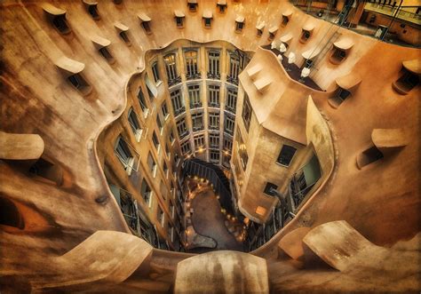 Casa MilA La Pedrera Barcelona Plakaty Obrazy I Fototapety Posters Pl