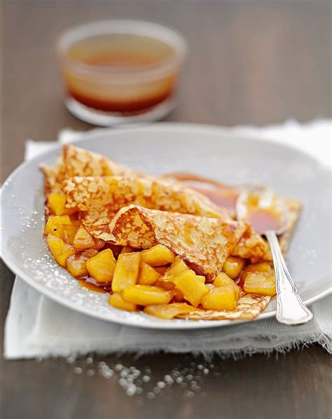 Recette Cr Pes Aux Pommes Et Caramel Au Beurre Sal Marie Claire