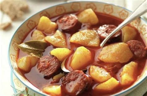 Patatas a la riojana una receta clásica española en pocos pasos y