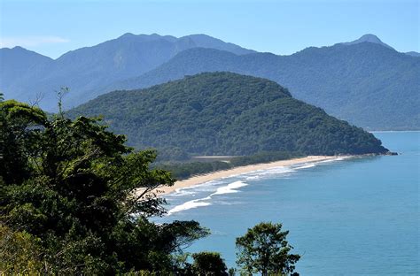 Litoral Norte tem quatro praias impróprias para banho veja quais