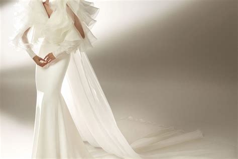 Pronovias Robes de mariées sophistiquées et glamour pour la mariée