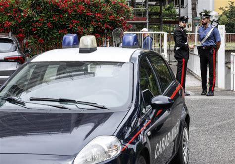 Incidente Casal Palocco Stretta Intorno Allo Youtuber Perquisite Casa