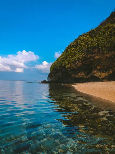15 Pantai Sepi Dan Indah Yang Tersembunyi Di Bali Flokq Blog