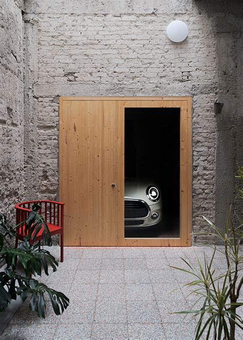 Naked House Reforma En Gran Canaria Con Materiales Austeros