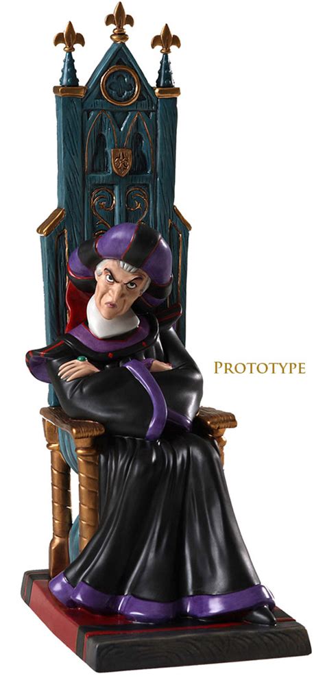 Wdcc Disney Classics The Hunchback Of Notre Dame Judge Claude Frollo