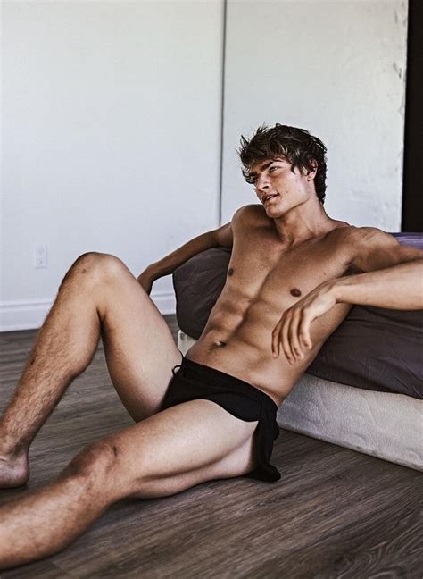 Oblicuos perfectos con los hombres más marcados El124