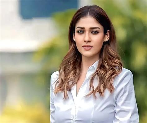 Nayanthara Biografía Edad Altura Figura Valor neto Escuela