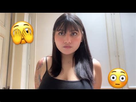Tu hermanastra te enseña a BESAR Roleplay María ASMR