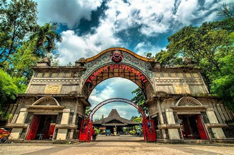 15 Tempat Wisata Di Solo Yang Wajib Dikunjungi Wisata Solo Solo Pariwisata