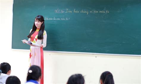 Hình Ảnh Đẹp Về Thầy Cô Giáo Tri Ân Những Người Truyền Cảm Hứng