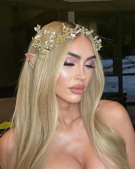 Megan Fox Topless For Sultry Snap As She Hits Out At Claim She Didnt