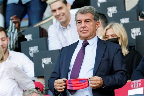 Mino Raiola se lo ofrece a Florentino Pérez porque el Barça de Joan