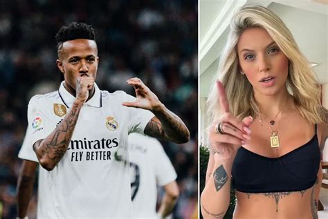 Éder Militão e Cássia Lourenço fazem tatuagem de casal no pulso