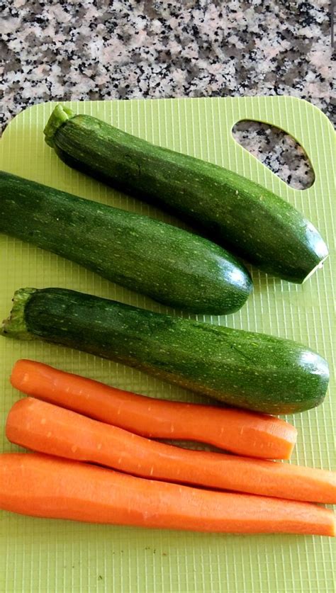 SCHIACCIATA CON ZUCCHINE E CAROTE la più croccante la più buona