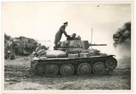 Orig Foto Panzer 38 T Beutepanzer Tank M Tarn Camo Bei Angriff Im