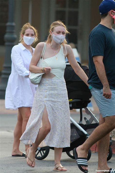 Dakota Fanning Nude The Fappening Photo 1205958 FappeningBook