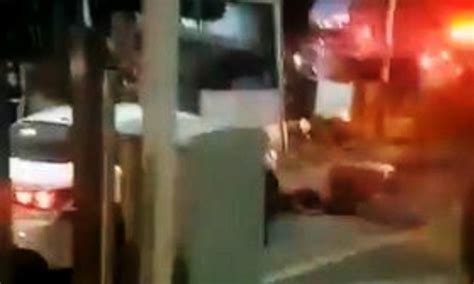 Accidente León Aguascalientes Captan choque en caseta y sorprende a