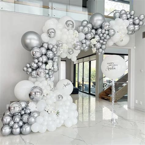 Komiikka White Metalic Silver Balloons Garland Arch Kit 139Pcs For