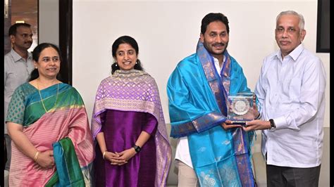 AP CM Sri Y S Jagan Mohan Reddy Along With His Wife Smt YS Bharathi