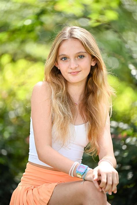 Amelie McLain