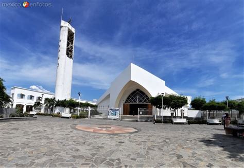 Parroquia de Santiago Apóstol Tecomán Colima