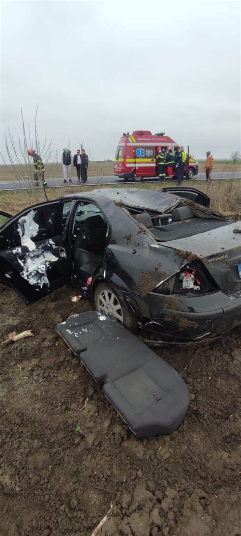 O fată de 16 ani gravidă în luna a șaptea victima accidentului de la