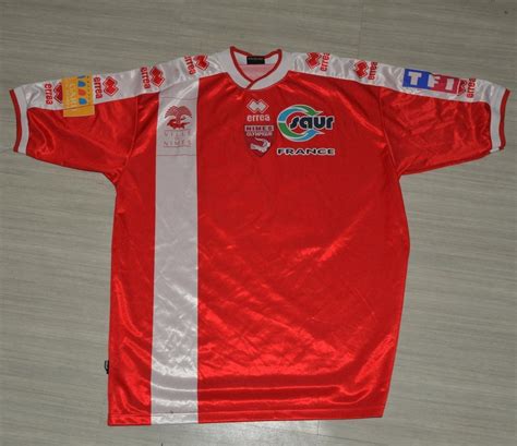Nîmes Olympique 2003 04 Home Kit