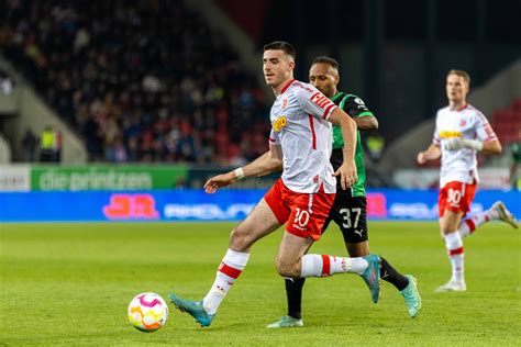 Jahnelf teilt Punkte mit Fürth SSV Jahn Regensburg