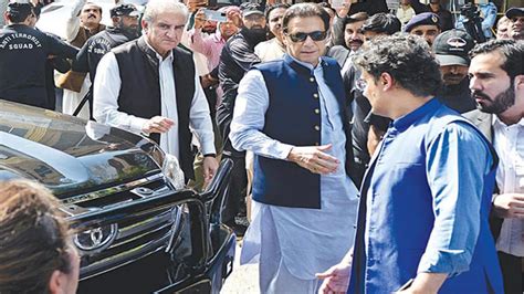 Contempt Of Court Case Court Suspends Imrans Non Bailable Arrest Warrant